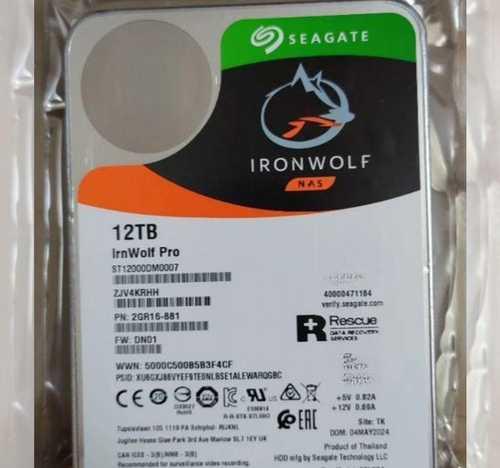 Жесткий диск Seagate IronWoIf Pro 12 тб (ST12000DM