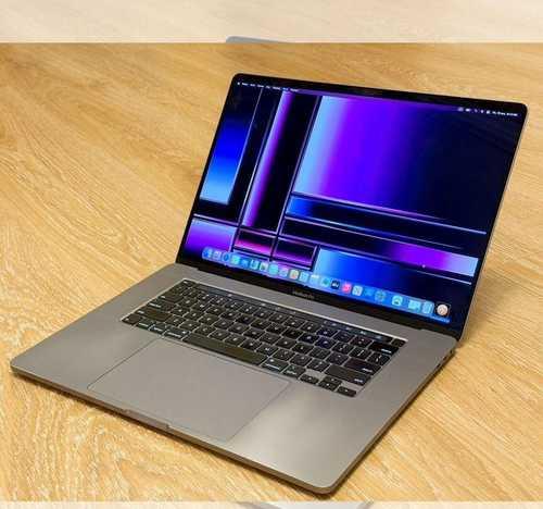 Macbook Pro 16 2019 i7/16/512 5300M