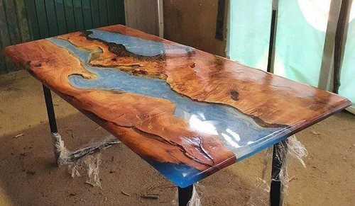 Шикарный обеденный стол из ивы