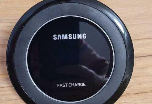 Беспроводная зарядка Samsung Fast Charge EP-NG930