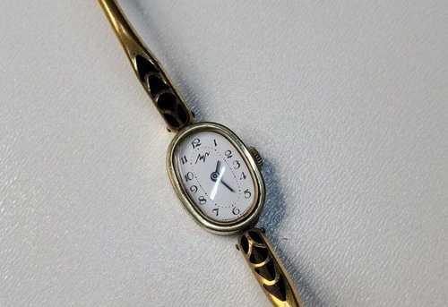 Часы наручные женские Луч Эмаль браслет