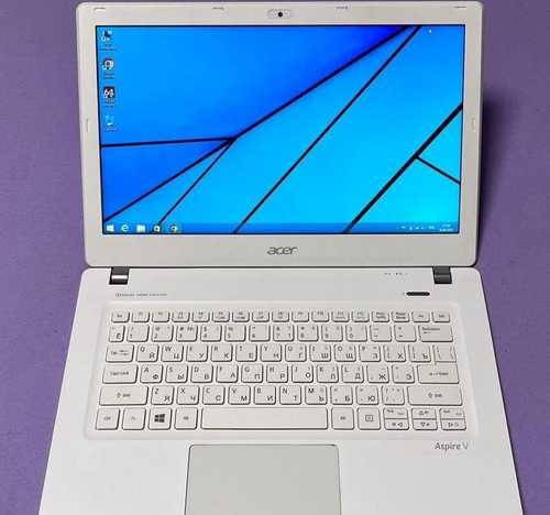 Шустрый Ультрабук Acer 13,3" (500Gb/6Gb/Pentium)