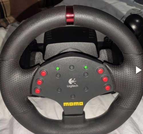 Игровой руль logitech momo racing