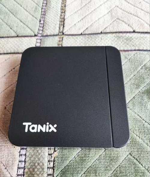 Андроид TV приставка Tanix W2 S905W2
