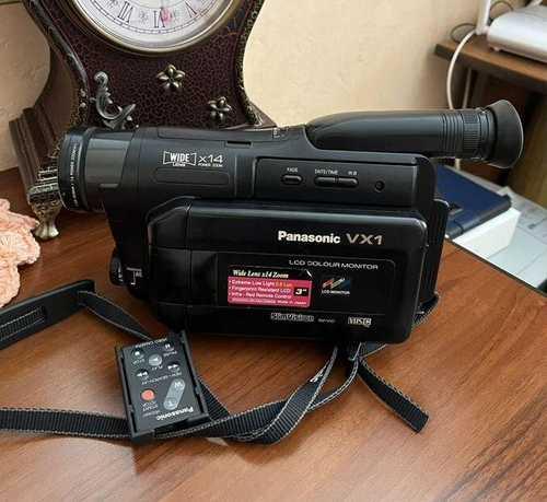 Видеокамера panasonic VX1