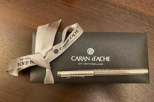 Ручка фирмы Carandache, черная, новая