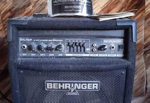 Басовый комбоусилитель Behringer