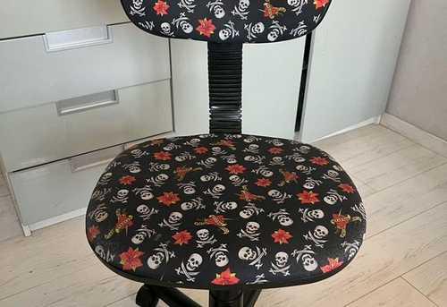 Компьютерное кресло стул для школьника