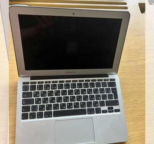 Apple macbook air 11 2010