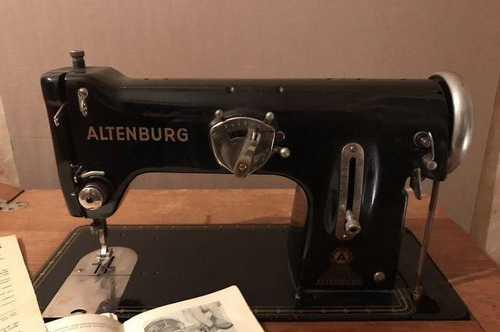 Ножная швейная машинка Altenburg. Германия