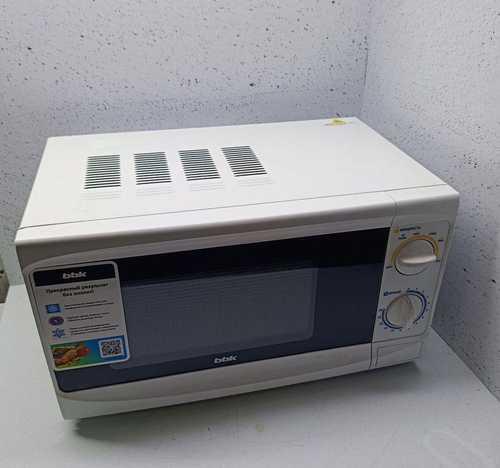 Микроволновая печь BBK 20MWS-703M