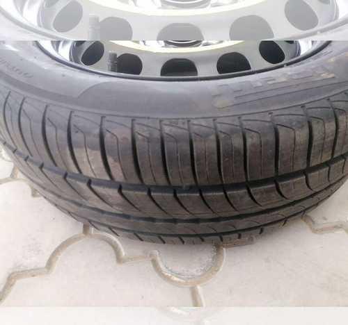 Pirelli Cinturato P1 205/55 R16