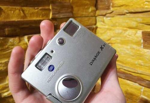 Компактный фотоаппарат Konica Minolta Dimage x31
