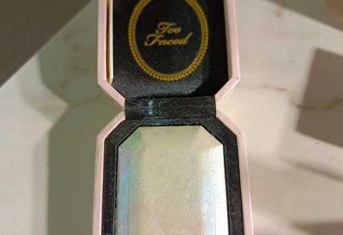 Хайлайтер too faced diamond light