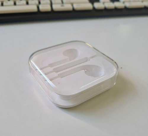 Коробка от наушников Apple EarPods