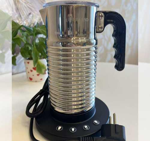 Каппучинатор nespresso Aeroccino 4