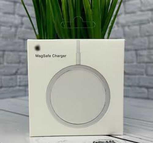 Беспроводная зарядка MagSafe Charger