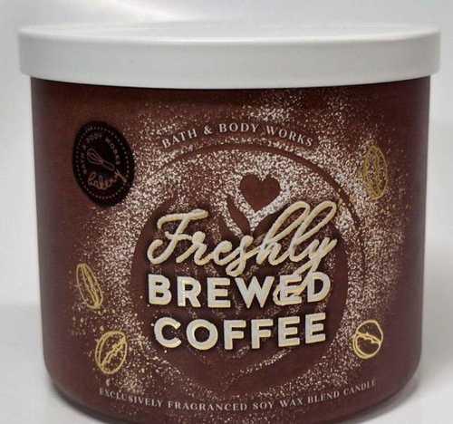 Bath and body works свеча Freshly brewed coffee