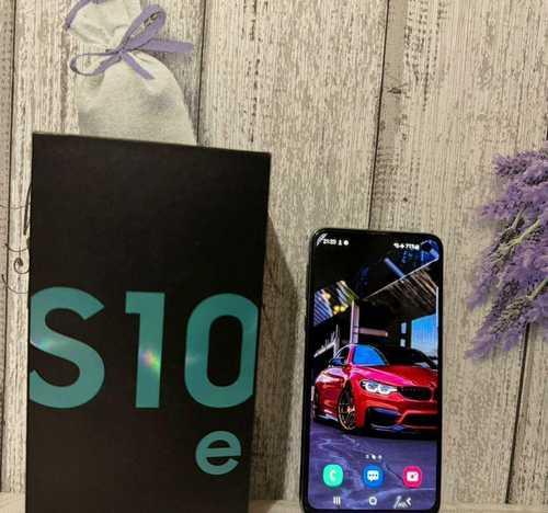 Samsung Galaxy S10e, 6/128 ГБ