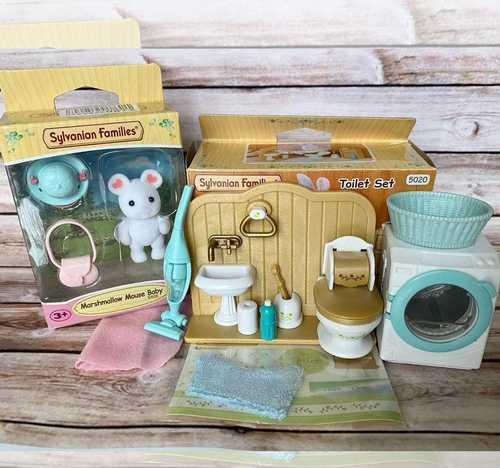 Sylvanian families мышонок, мебель, ванная комната