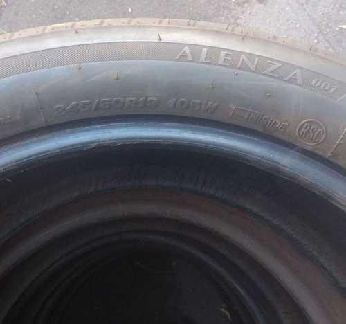 Bridgestone Alenza 001 245/50 R19