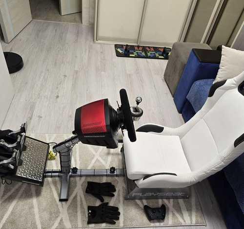 Кокпит для симрейсинга playseat