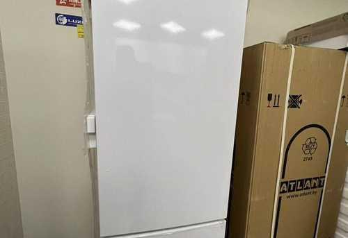 Холодильник indesit 200cm новый
