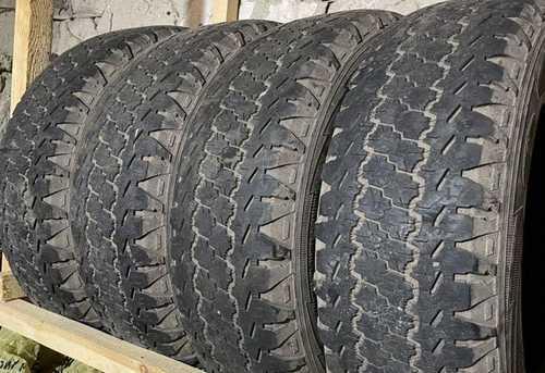 Goodyear 4x4 UG Ice Navi 205/75 R15