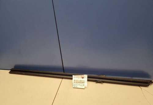 Накладка стекла задней правой двери BMW 5 F10 2009
