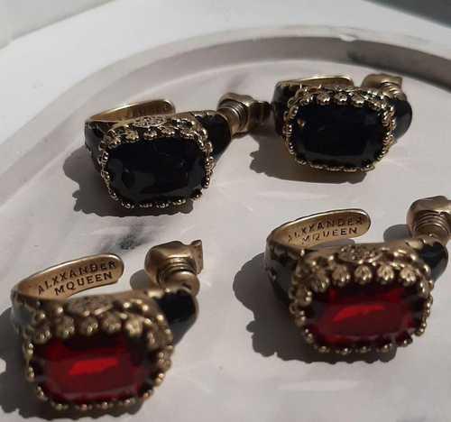 Серьги Alexander McQueen новые