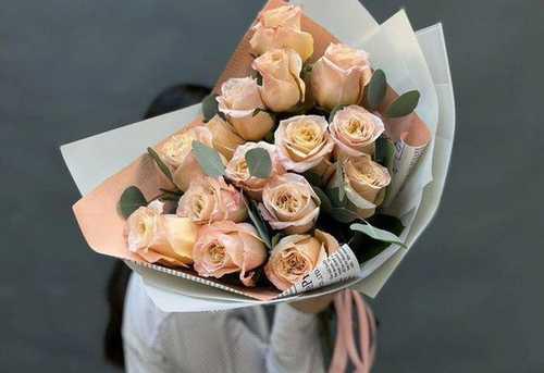 Пионовидные персиковые розы букет роз