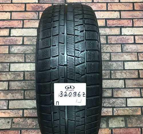 Yokohama Ice Guard IG50 215/55 R17 94Q