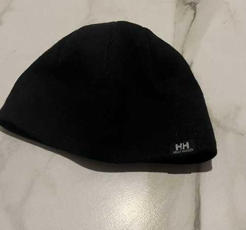 Шапка helly hansen мужская gorpcore