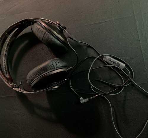 Закрытые динамические наушники sennheiser momentum