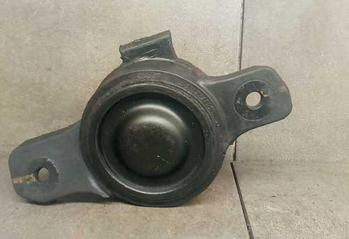 Подушка двигателя левая Subaru 41022AE001
