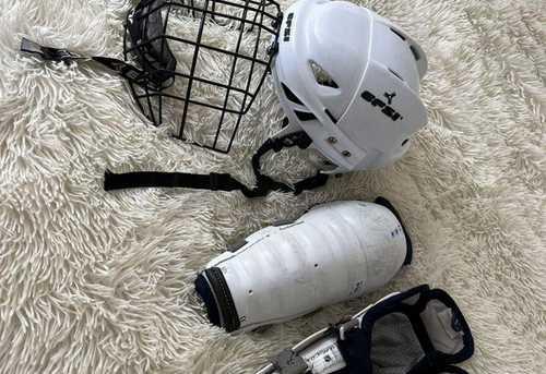 Хоккейный шлем efsi, наколенники Reebok