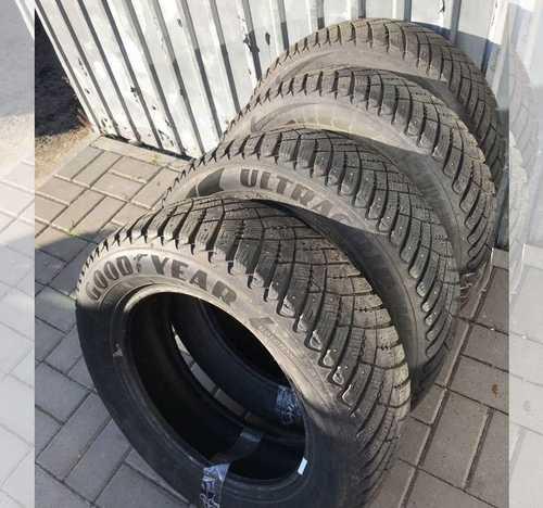 Goodyear Ultragrip Ice Arctic 205/55 R16 99T