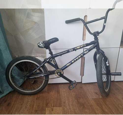 Продам трюковой велосипед BMX