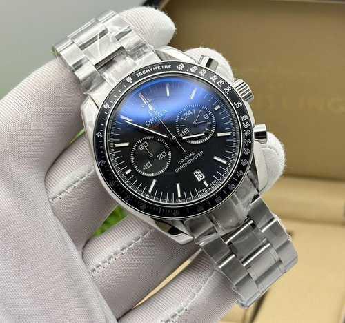 Мужские кварцевые часы omega