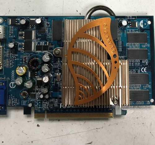 Видеокарта Gigabyte 6600