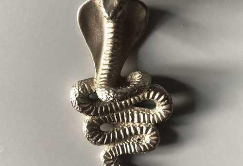 Змея кобра из металла сувенир