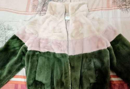 Продам плюшевую куртку
