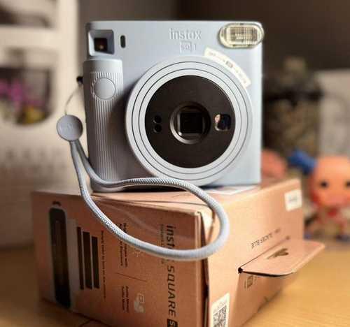 Фотоаппарат Instax sq1