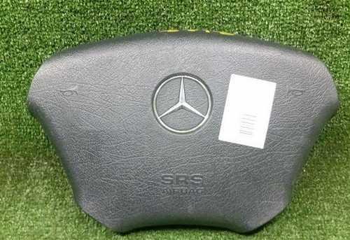 Подушка безопасности водителя Mercedes-Benz M-Clas