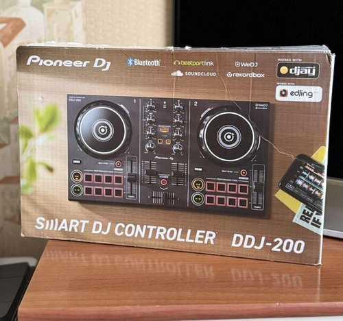 Pioneer DJ DDJ-200