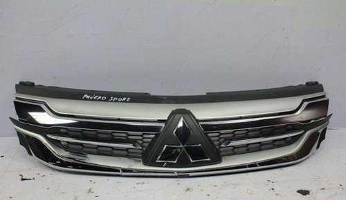 Решетка радиатора Mitsubishi Pajero Sport 3 2015