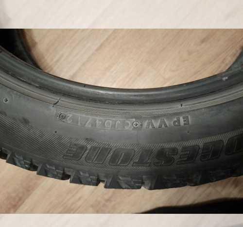 Bridgestone Blizzak Revo2 235/45 R18