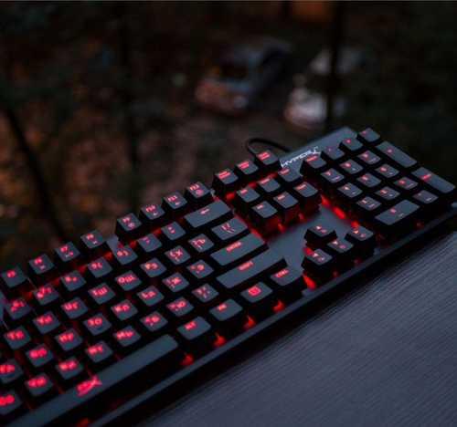 Игровая клавиатура hyperx alloy fps