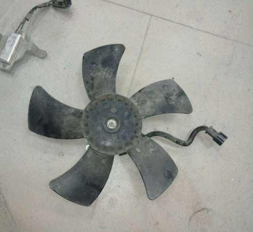 Вентилятор охлаждения Nissan tiida
