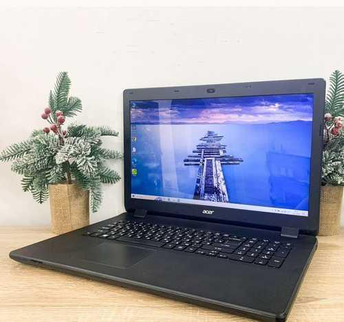 Ноутбук Acer 17.3"/Intel 4 ядра/SSD HDD